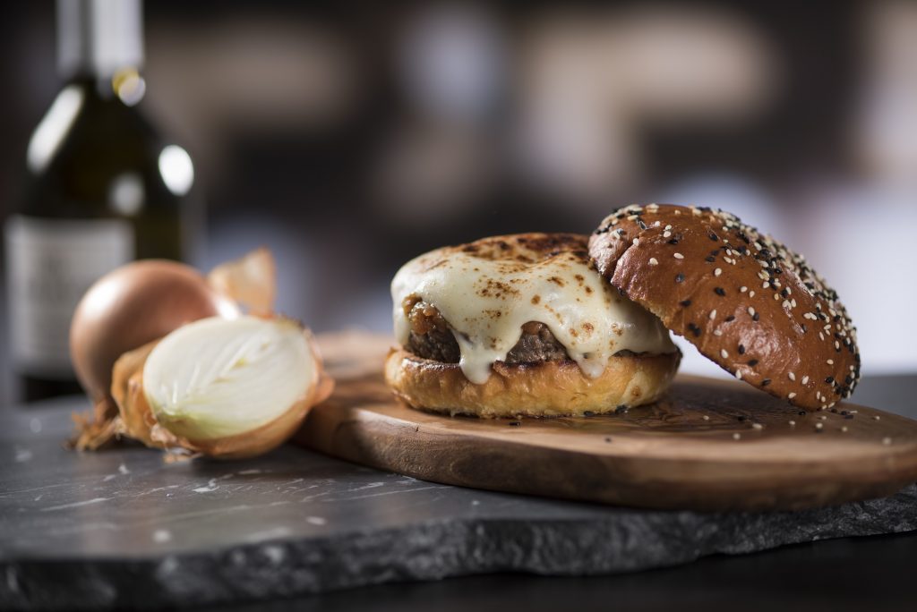 The Dish: Burgers That Stack Up – Washington Life Magazine