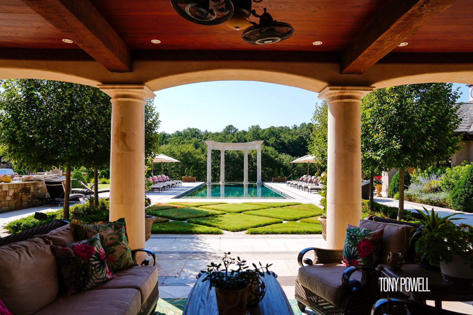 Outside Homes: An Artist’s Eye, A Castle’s Brook – Washington Life Magazine